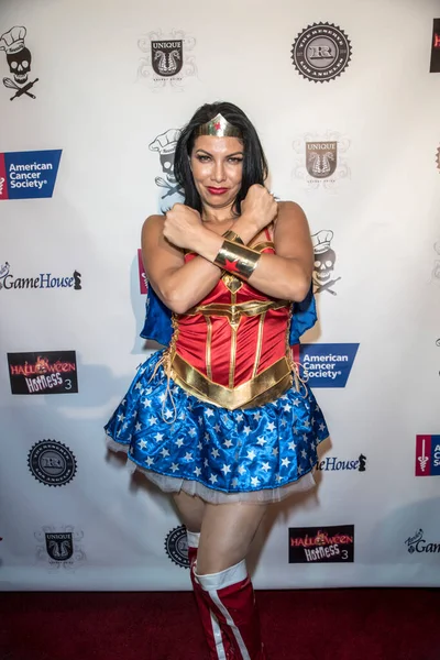 Brie Kristiansen Arrives Halloween Hotness Heroes Villains Reserve Los ...