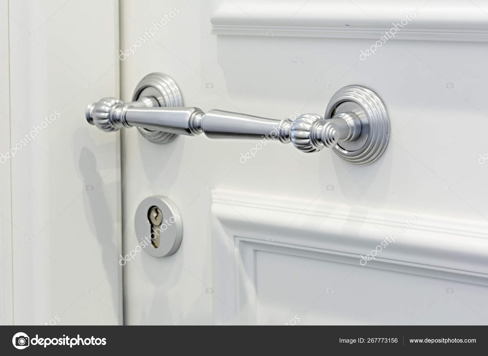Stainless steel push door handle — Stock Photo © rilueda #267773156