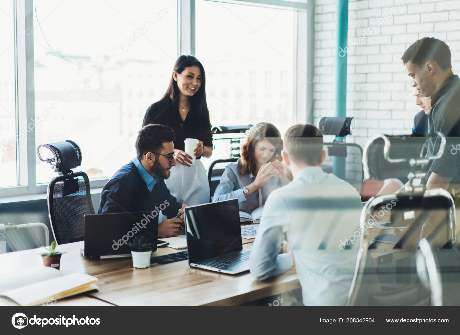 Creative Multicultural Young People Cooperating Each Other Developing ...