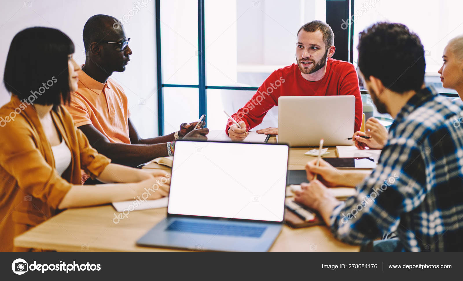 Leader Multiracial Working Team Having Meeting Crew Discussing Plans ...