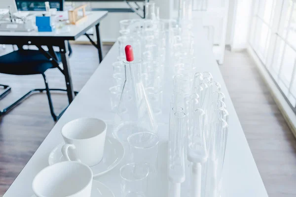 Table laboratory Stock Photos, Royalty Free Table laboratory Images ...