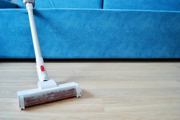 Moping around fotos de stock, imágenes de Moping around sin royalties ...