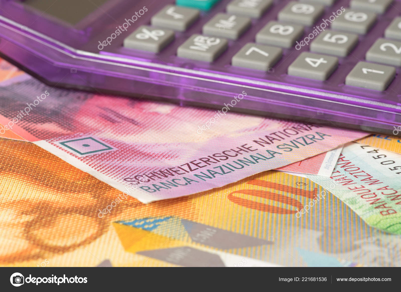 Una Calculadora Franco Suizo — Foto de stock © stadtratte #221681536