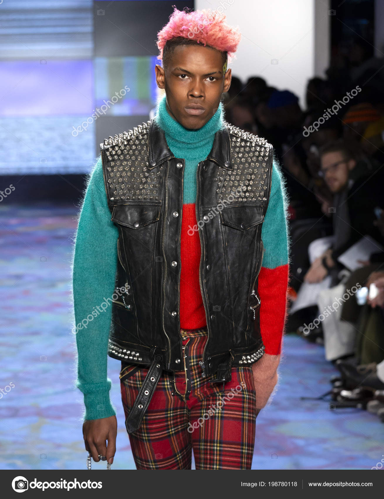 New York Feb 2018 Model Walks Runway Landlord Show New – Stock ...