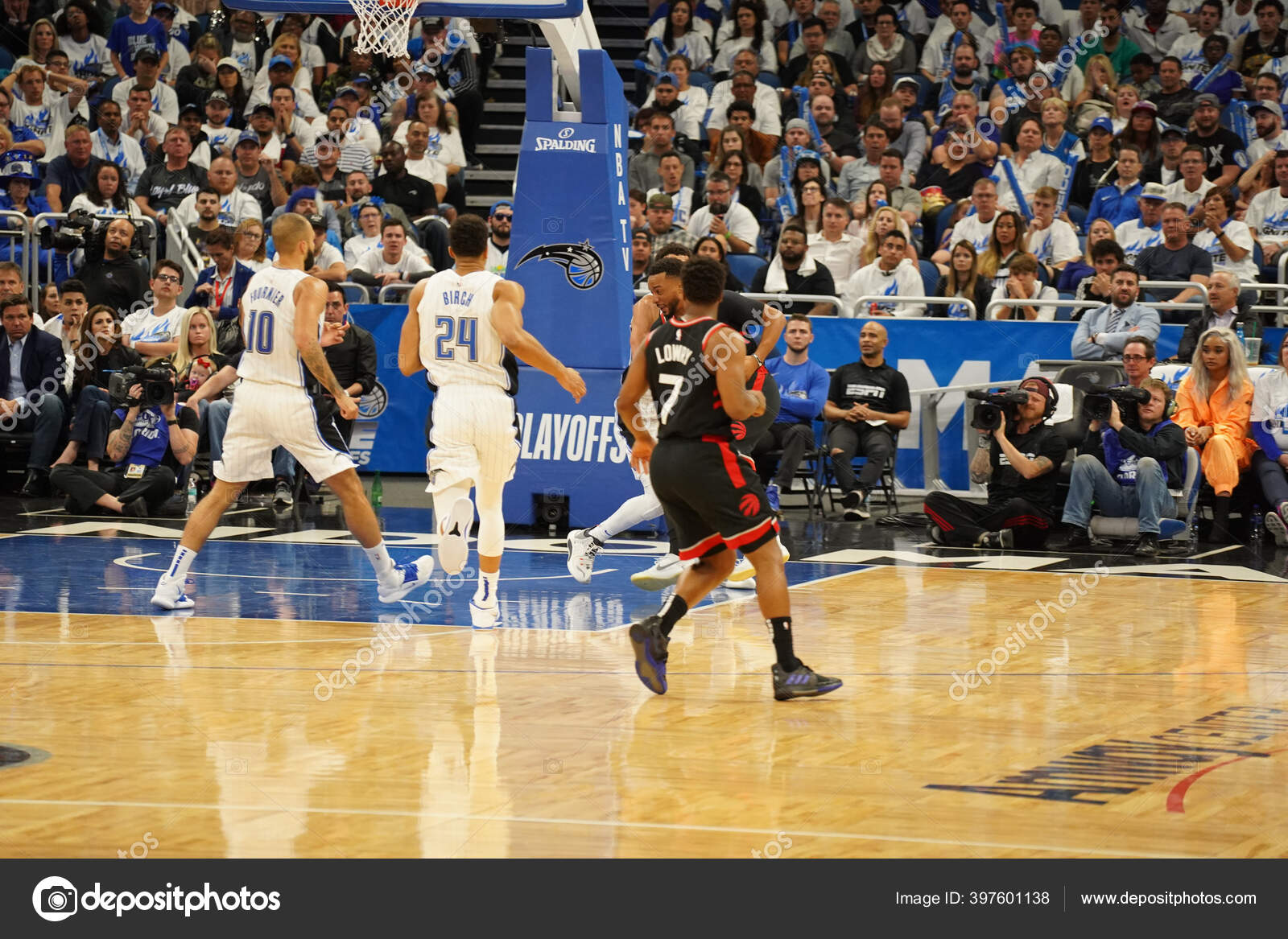 Orlando Magic Hosts Toronto Rapters Nba Playoff Amway Arena Orlando ...