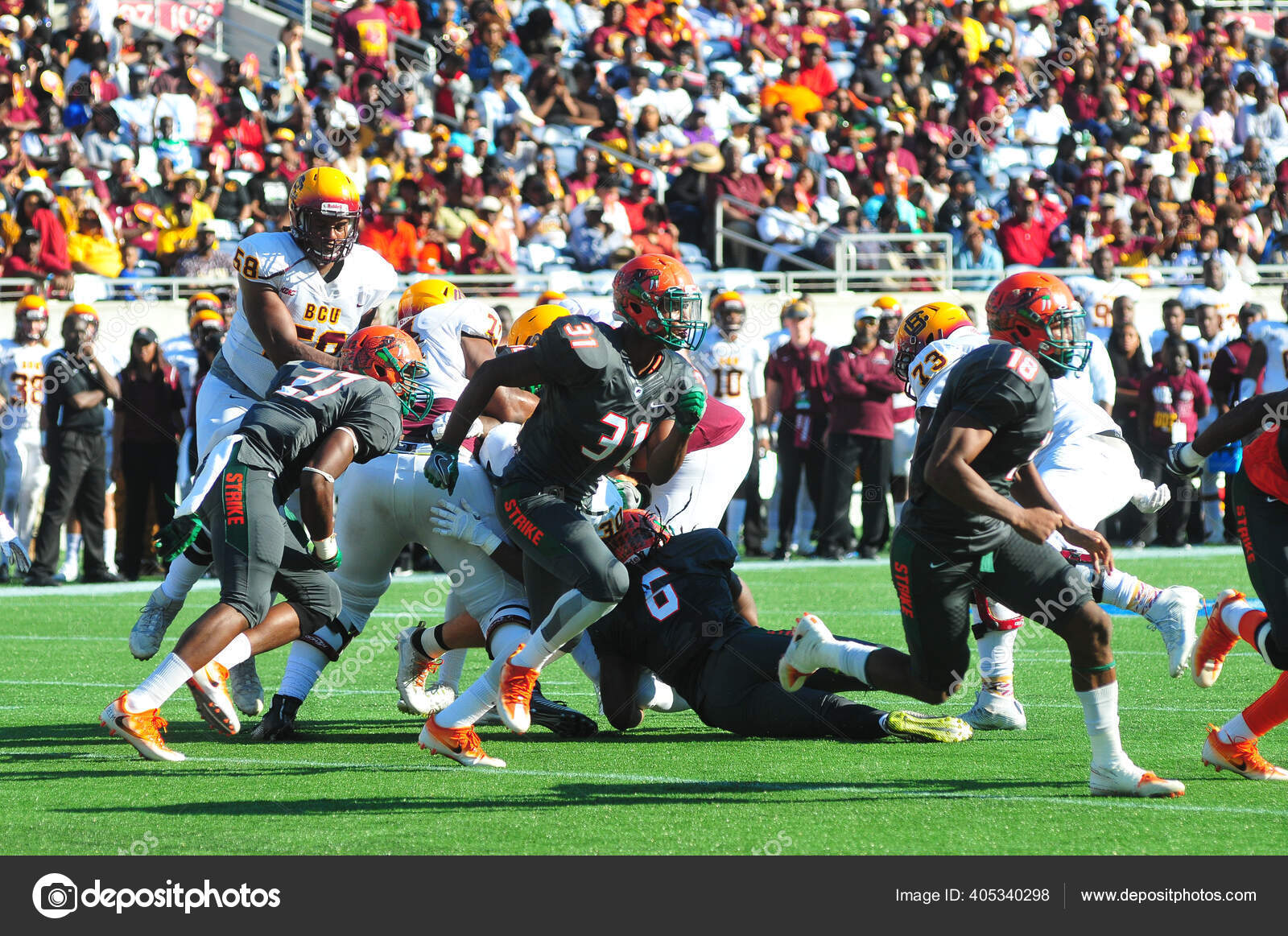 Florida Rattlers Enfrentan Bethune Cookman Wildcats Durante Los ...