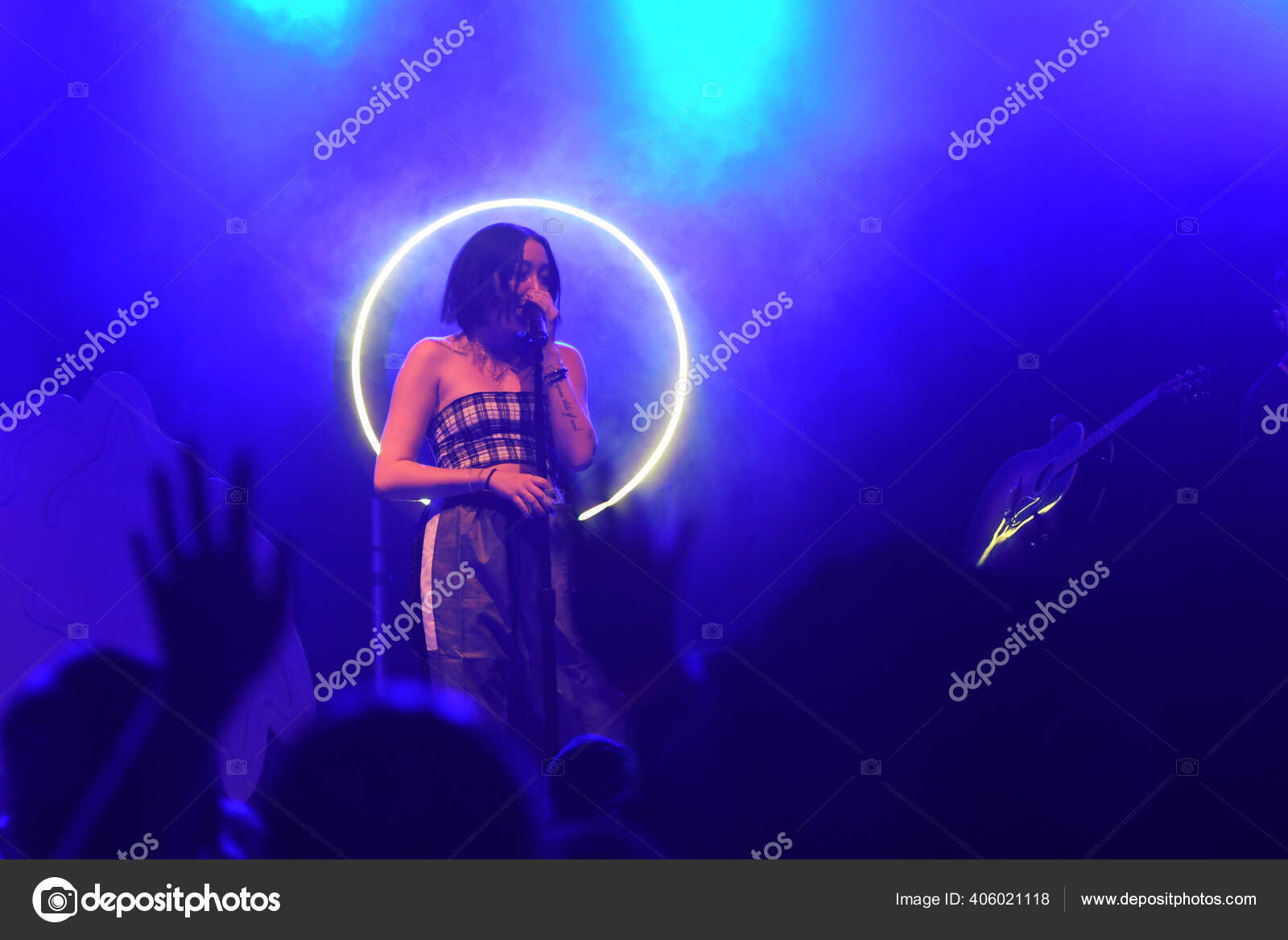 Noah Cyrus Her First Tour Performs Beacham Orlando Florida September ...