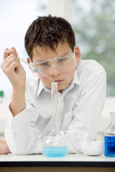 Teenage boy science Stock Photos, Royalty Free Teenage boy science ...