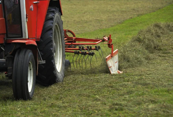 Tedding machine Pictures, Tedding machine Stock Photos & Images ...