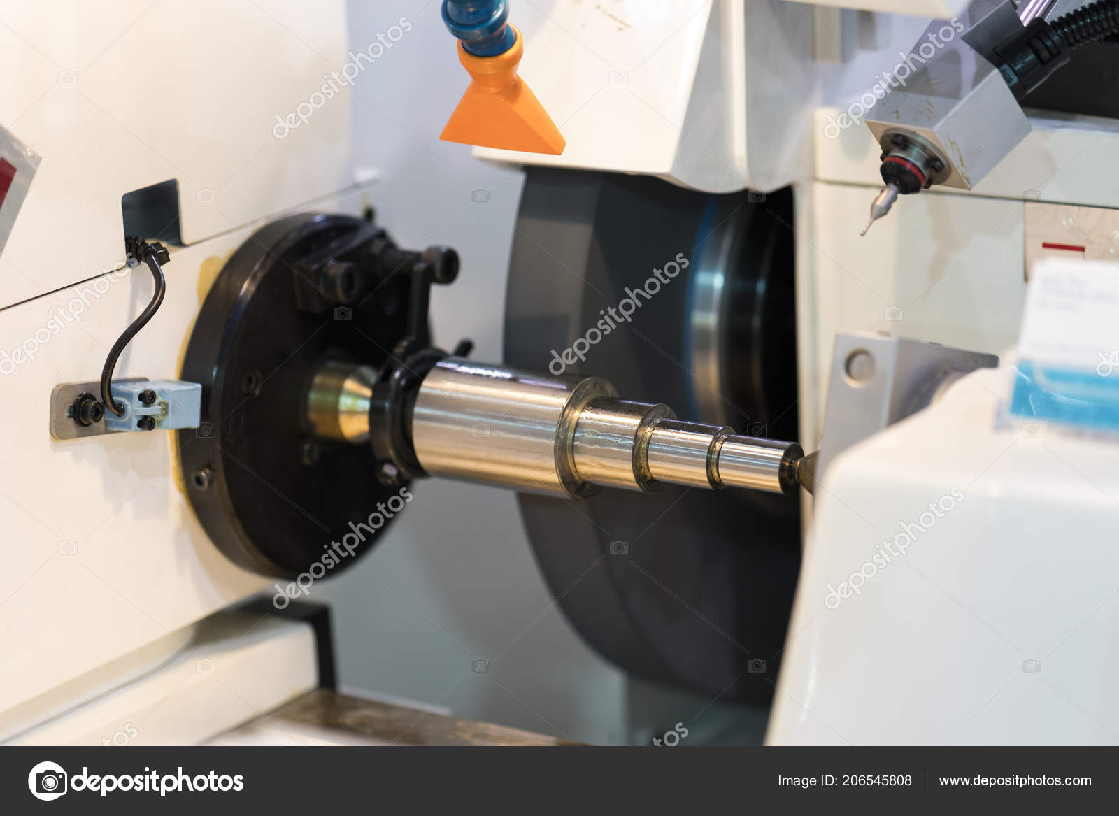 Operator Grinding Mold Die Part Universal Grining Machine Factory ...