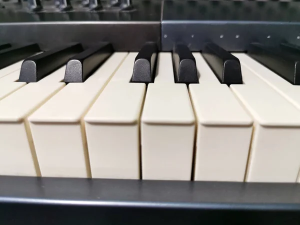 Angry piano Stock Photos, Royalty Free Angry piano Images | Depositphotos