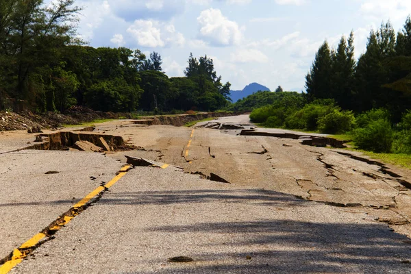 Collapse Breakdown Road — Stock Photo, Image