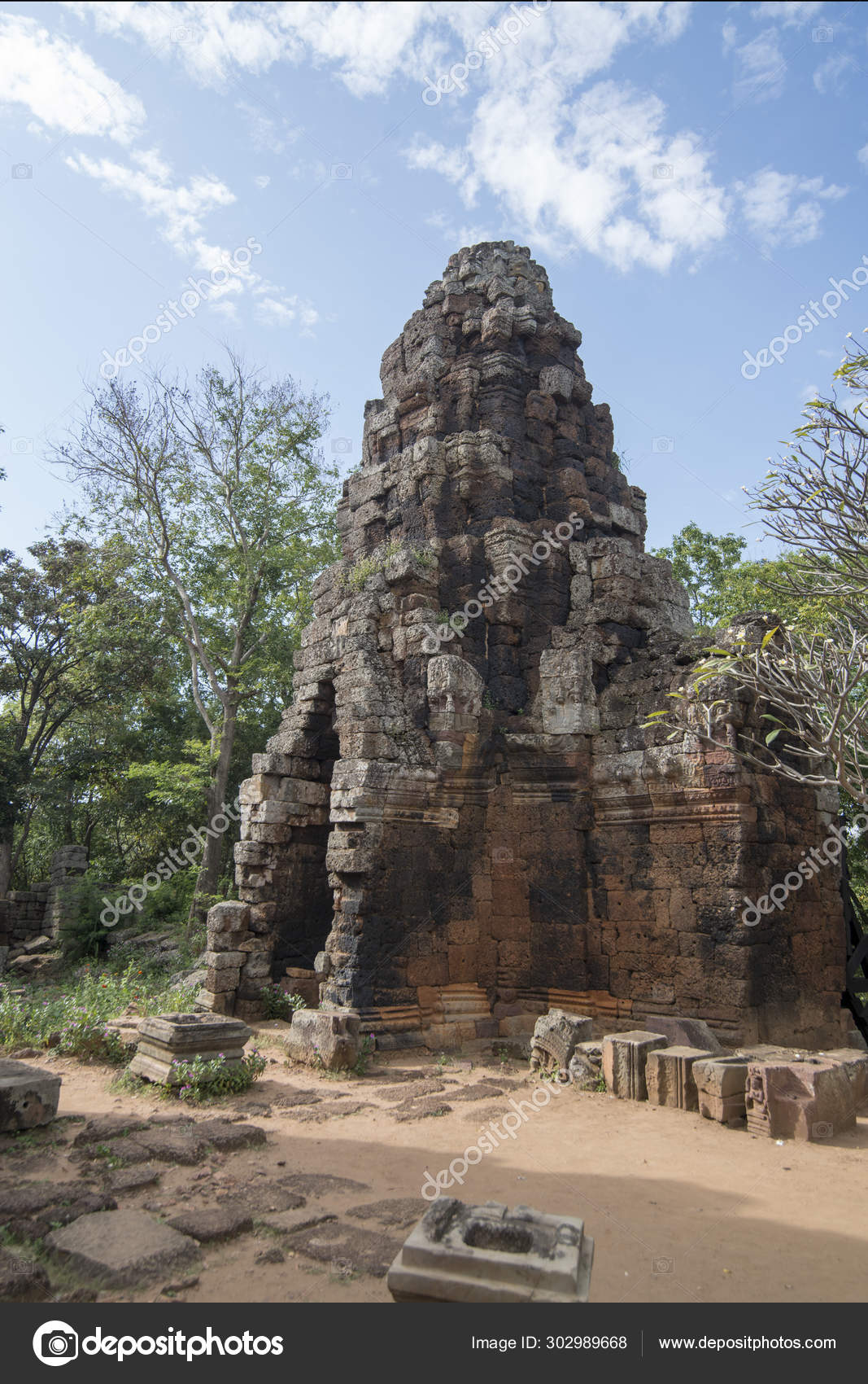 CAMBODIA BATTAMBANG WAT BANAN TEMPLE – Stock Editorial Photo © urf ...