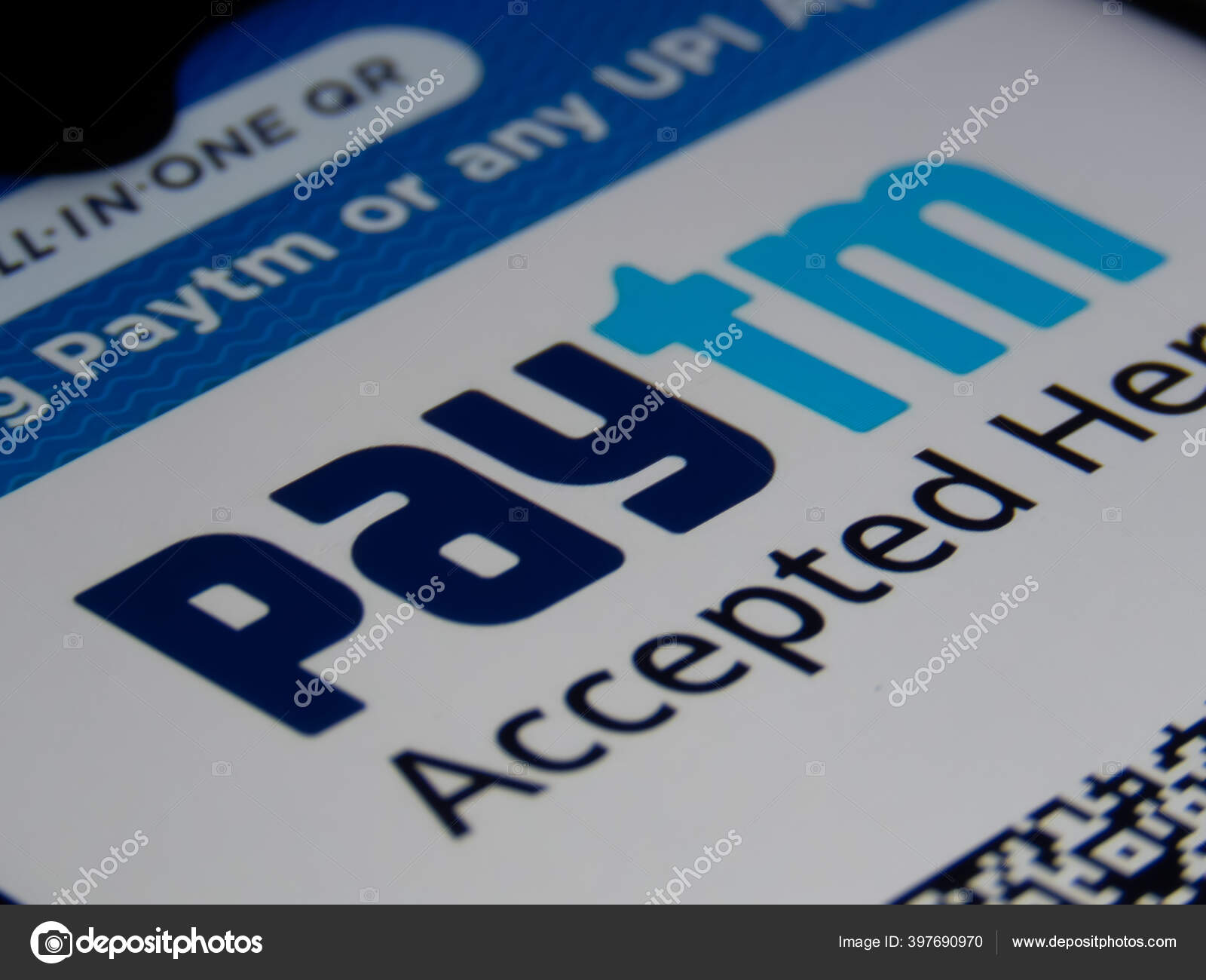Paytm App Icon Mobile Screen — Stock Editorial Photo © Tanmoythebong ...