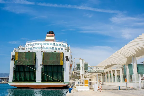 Malaga cruise terminal Stock Photos, Royalty Free Malaga cruise ...