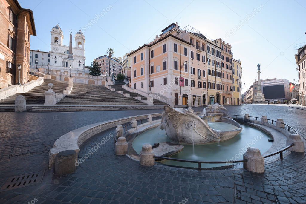 Piazza di Spagna o Plaza de España, y la escalera monumental que ...