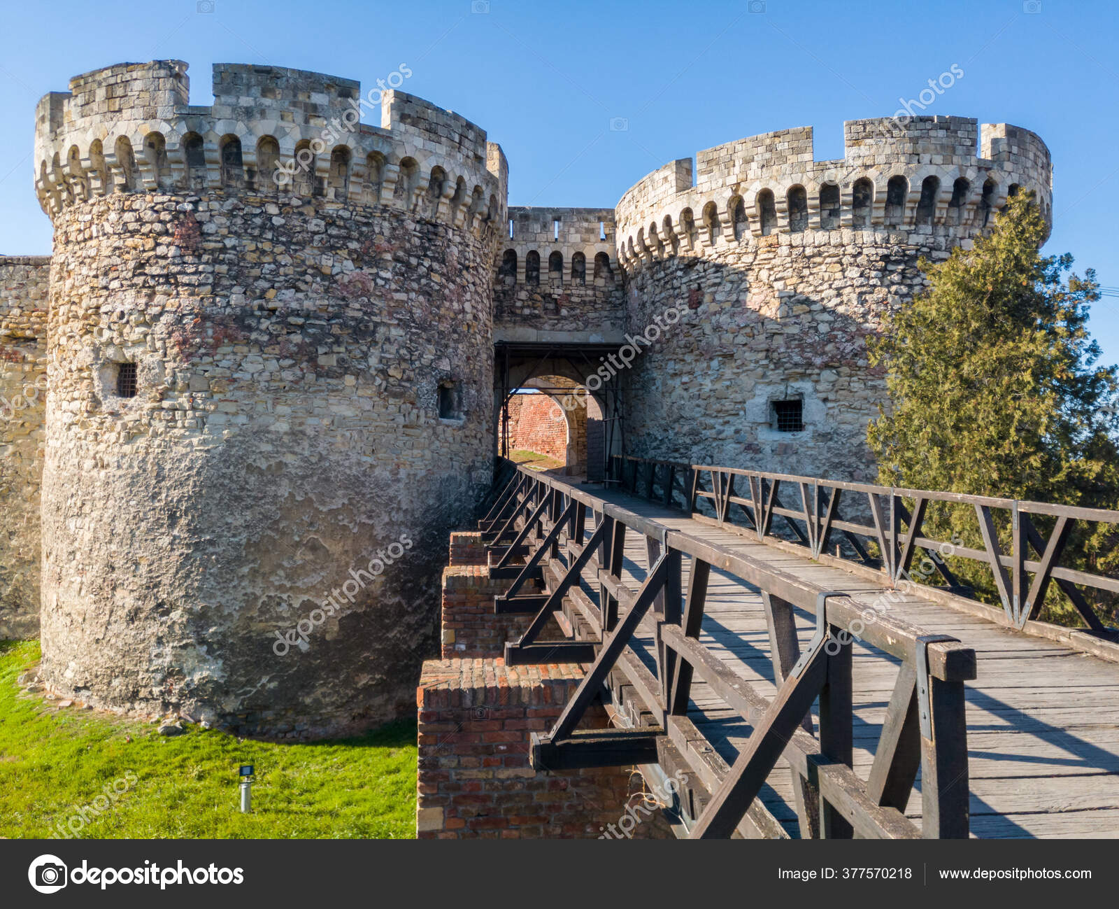 Zindan Gates Of Belgrade Fortress Kalemegdan Editorial Zindan Gate 2 ...