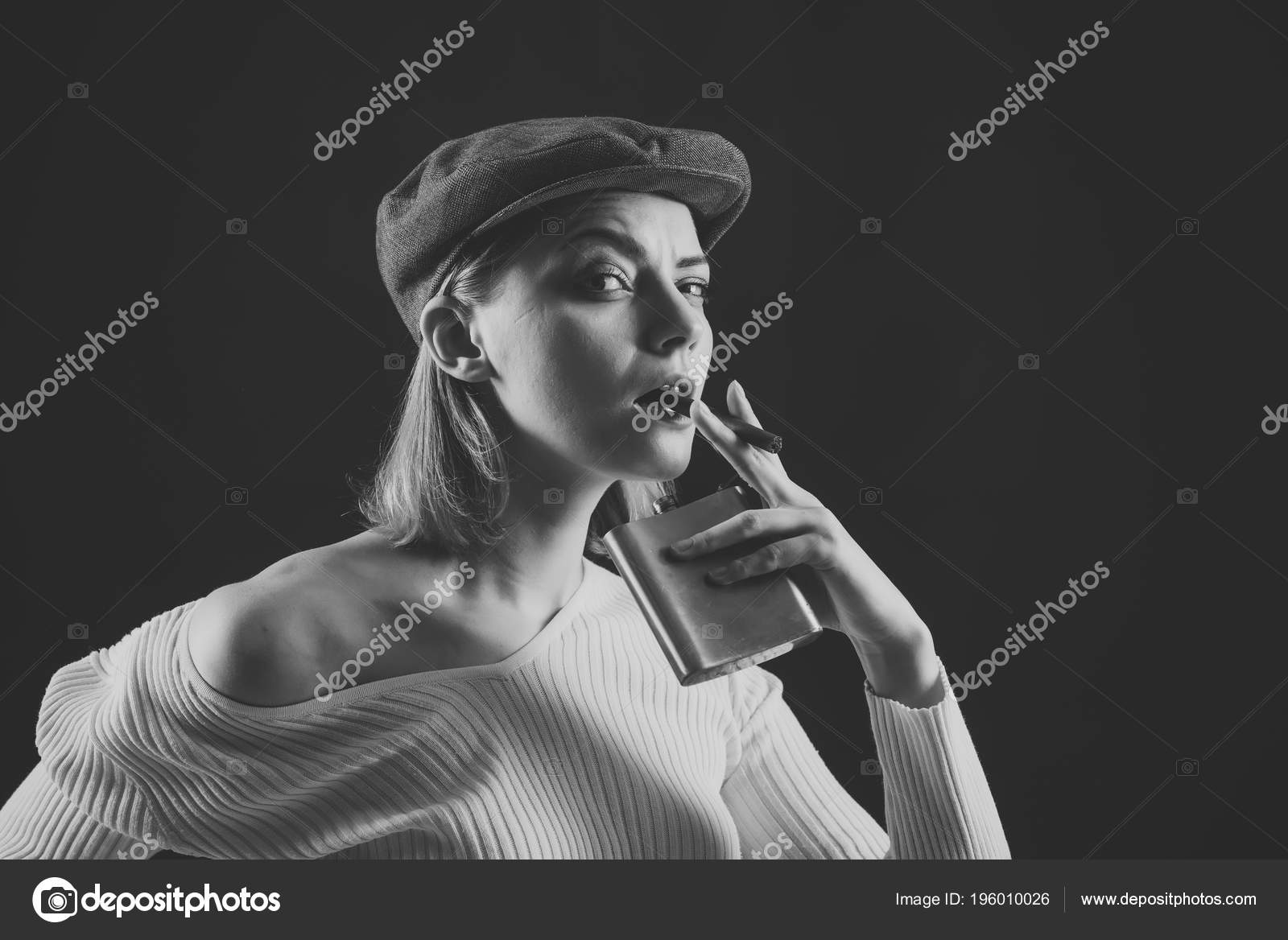 Blonde Lady Looks Like Suspicious Detective Detective Concept Girl