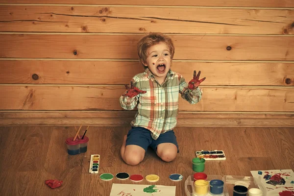 Kids painting the bird house - preparing for winter — Stock Photo ...