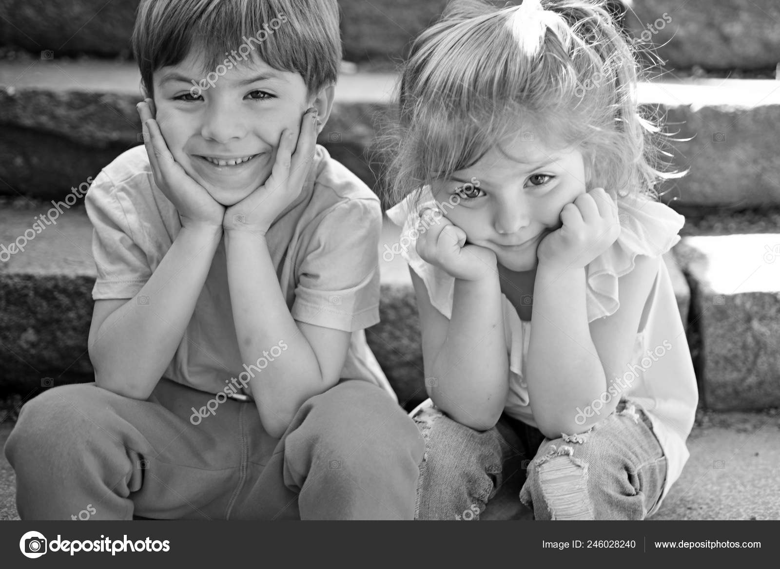 Boy And Girl Best Friends In Love