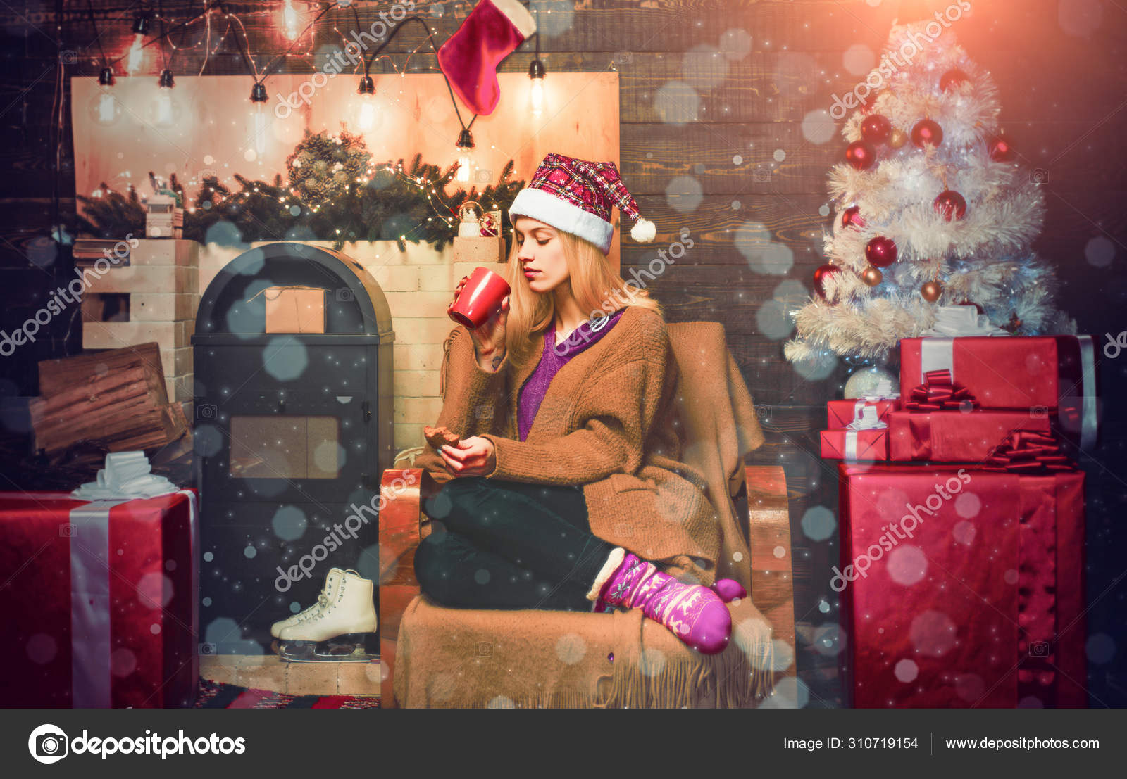 Sexy Santa Woman Posing On Vintage Christmas Background Glamour Celebration New Year Blonde