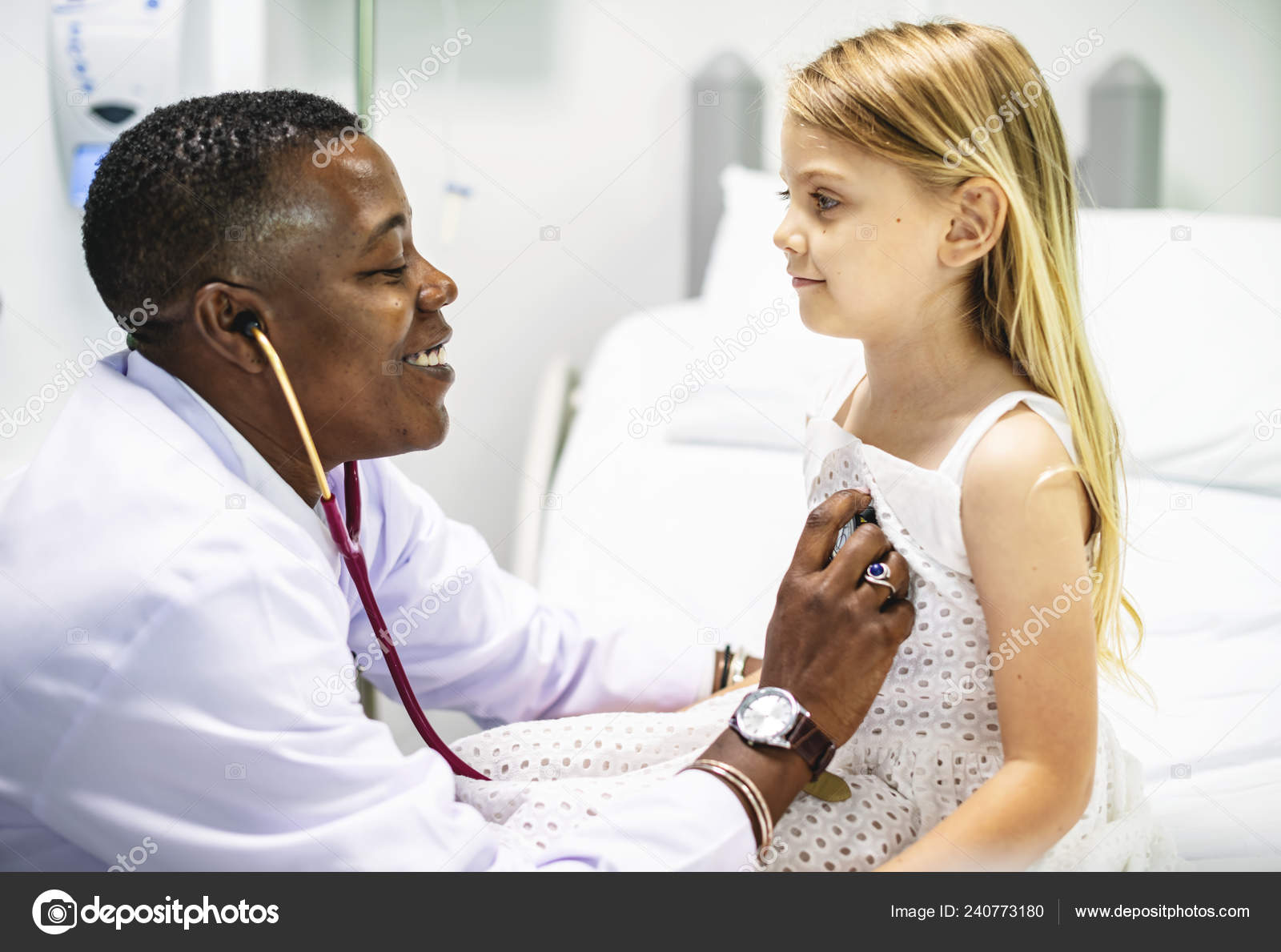 Pediatrician Doing Medical Checkup Young Girl — Stock Photo © Rawpixel ...