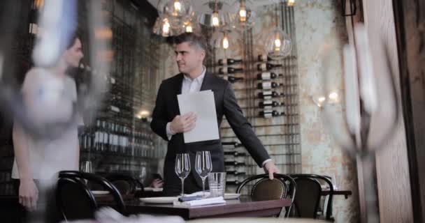 86 Guests seating Videos, Royalty-free Stock Guests seating Footage ...