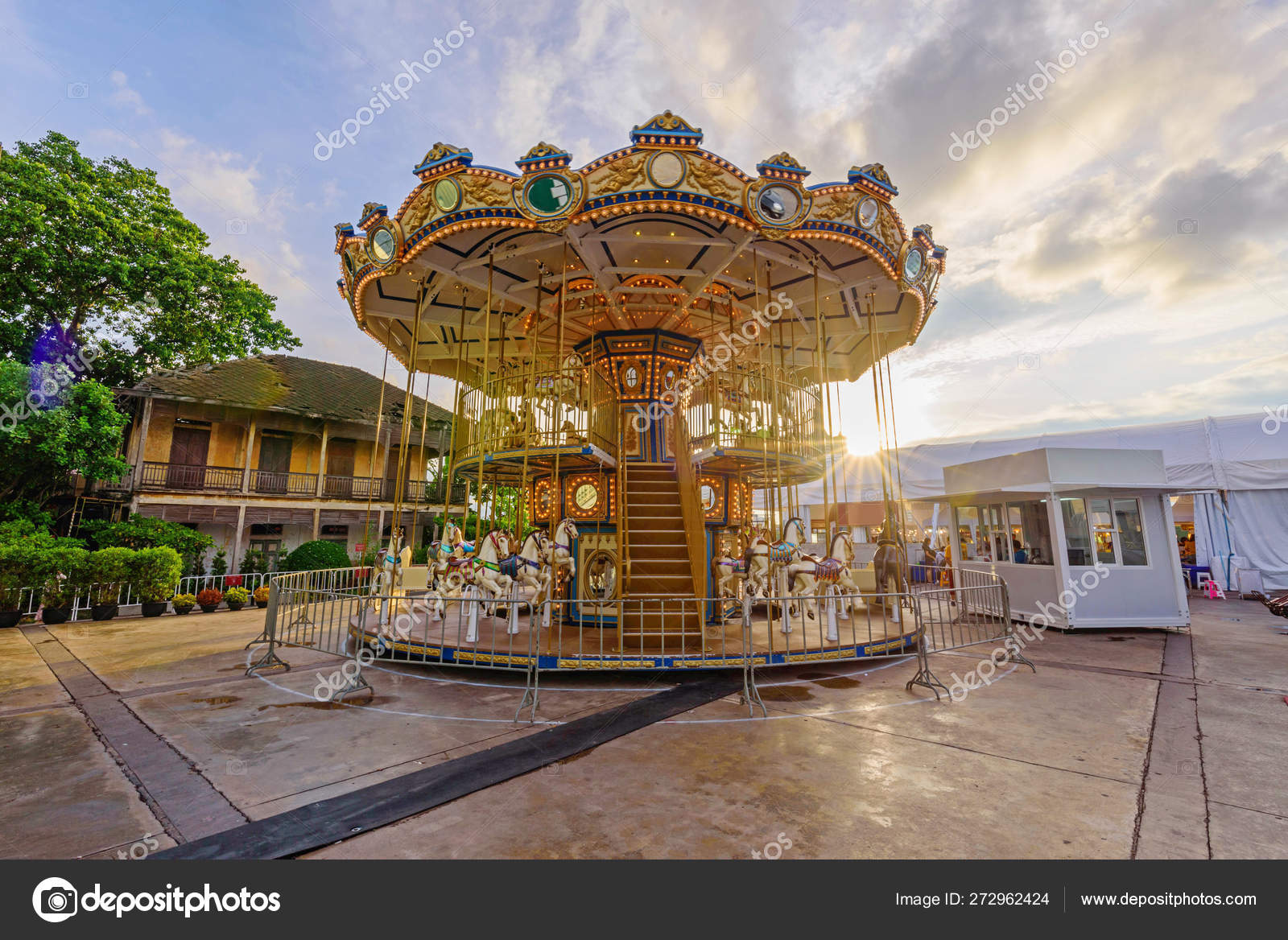 Carousel Amusement Park Asiatique Riverfront Shopping Center – Stock ...