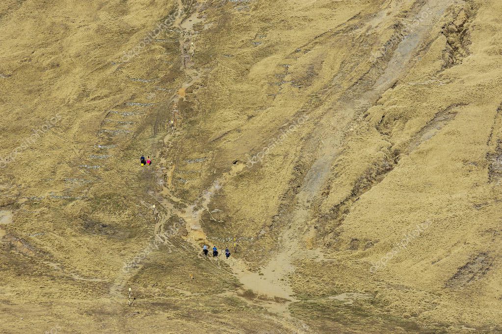 Ruta a Babele en Plateau Bucegi Parque Nacional Bucegi de los Cárpatos ...