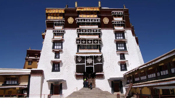 Leh palace Stock Photos, Royalty Free Leh palace Images | Depositphotos