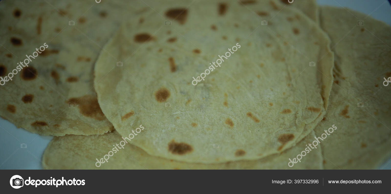 Roti Chapati Popular Traditional Indian Breakfast Food — Stock Photo ...