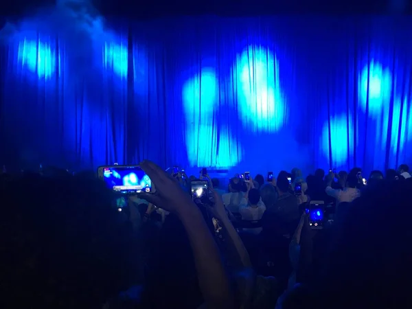 Showcasetour Stock Photos, Royalty Free Showcasetour Images | Depositphotos