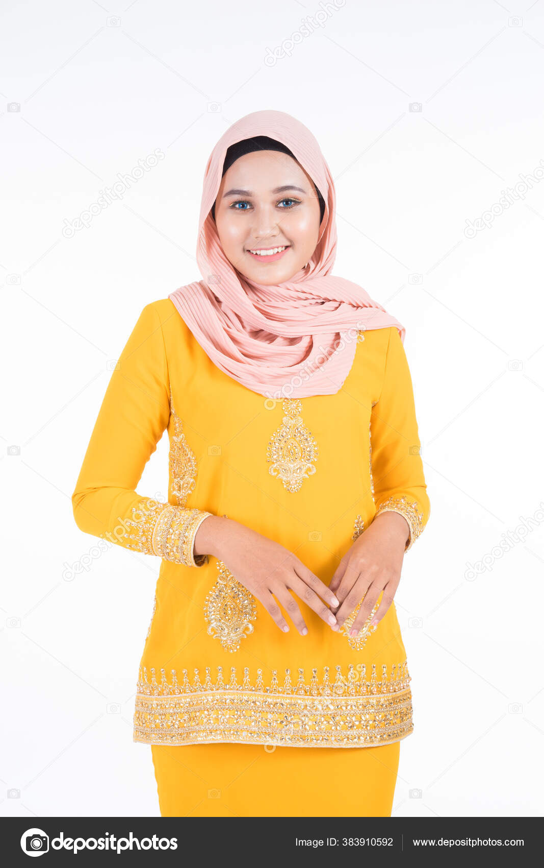 Beautiful Female Muslim Model Various Poses Wearing Modern Kurung Hijab ...