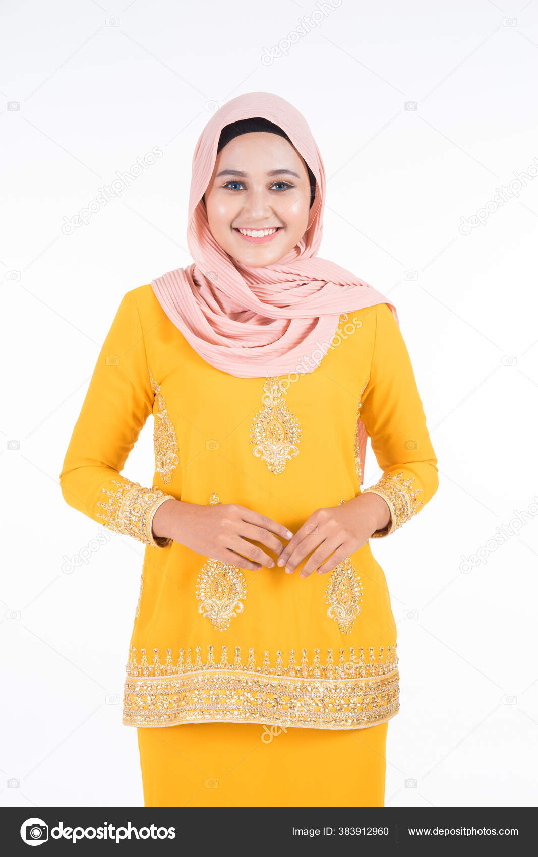 Beautiful Female Muslim Model Various Poses Wearing Modern Kurung Hijab ...