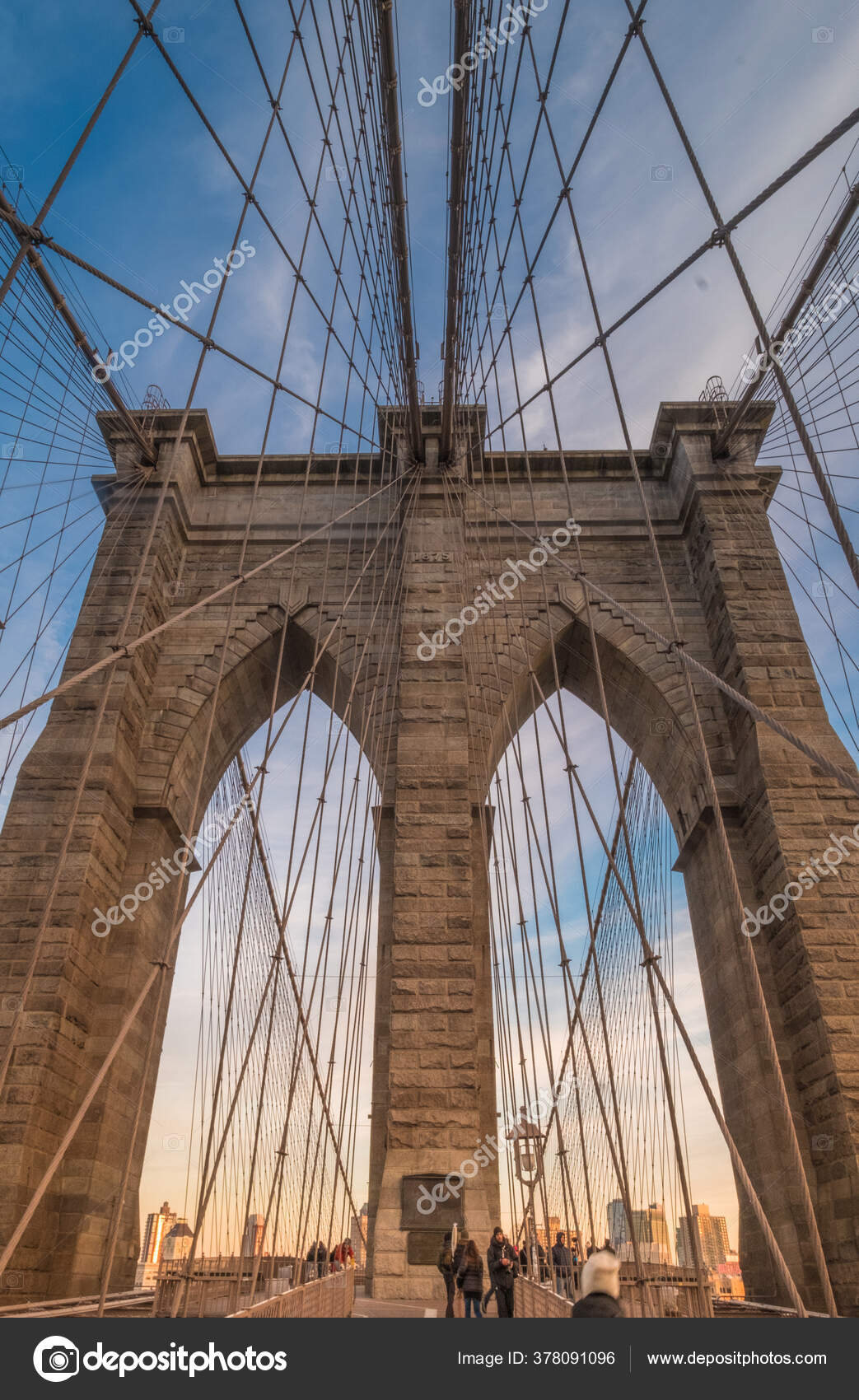 Detail Brooklyn Bridge Neo Gothic Arches Steel Suspension Cables Civil ...