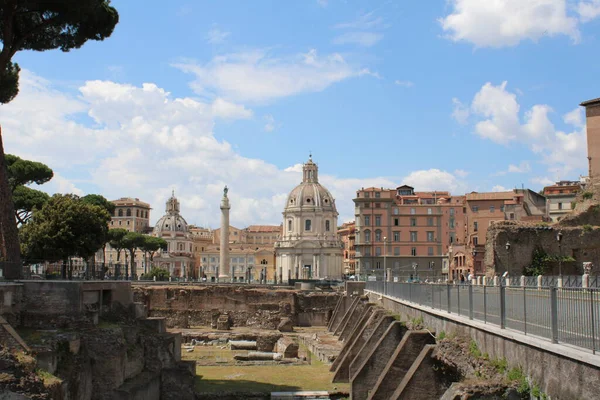 Rios la foro Stock Photos, Royalty Free Rios la foro Images | Depositphotos