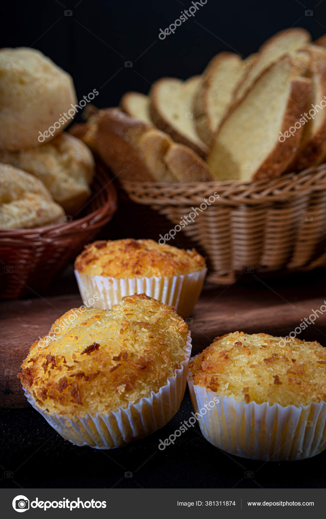 Beautiful Loaves Pastries Low Light Black Background — Stock Photo ...