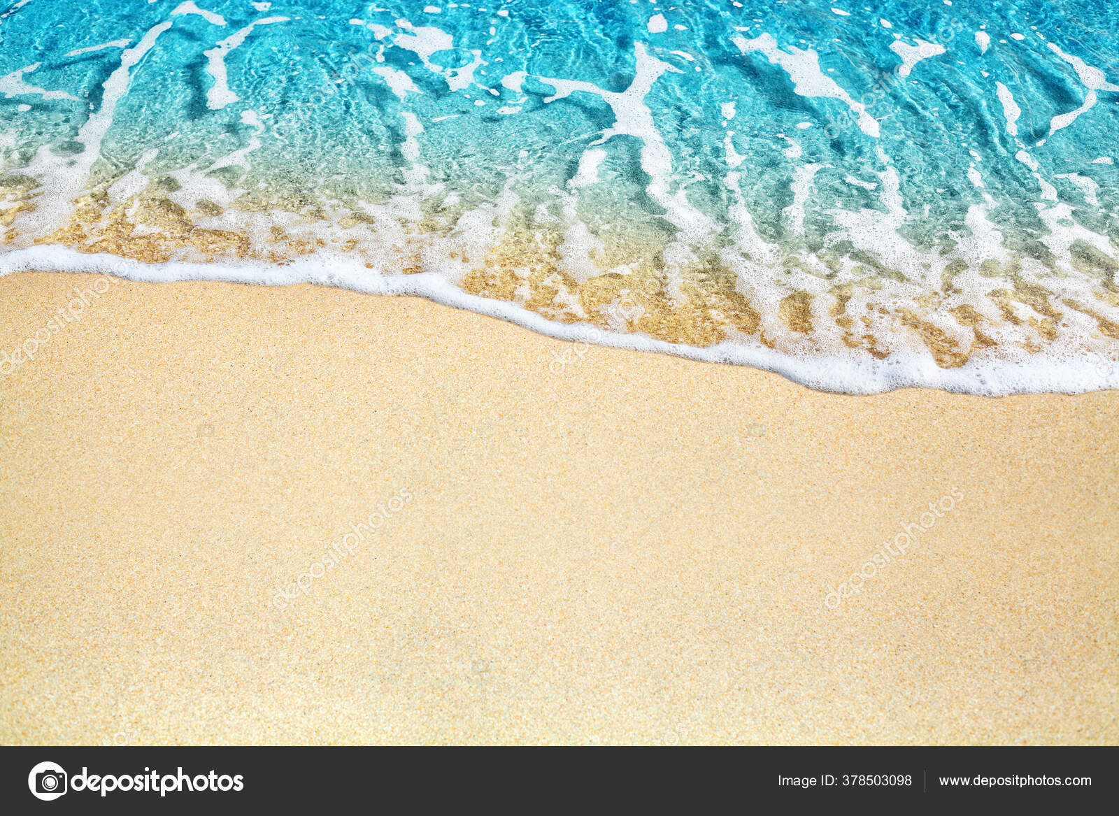 Blue Sea Wave White Foam Golden Sand Beach Turquoise Ocean — Stock ...