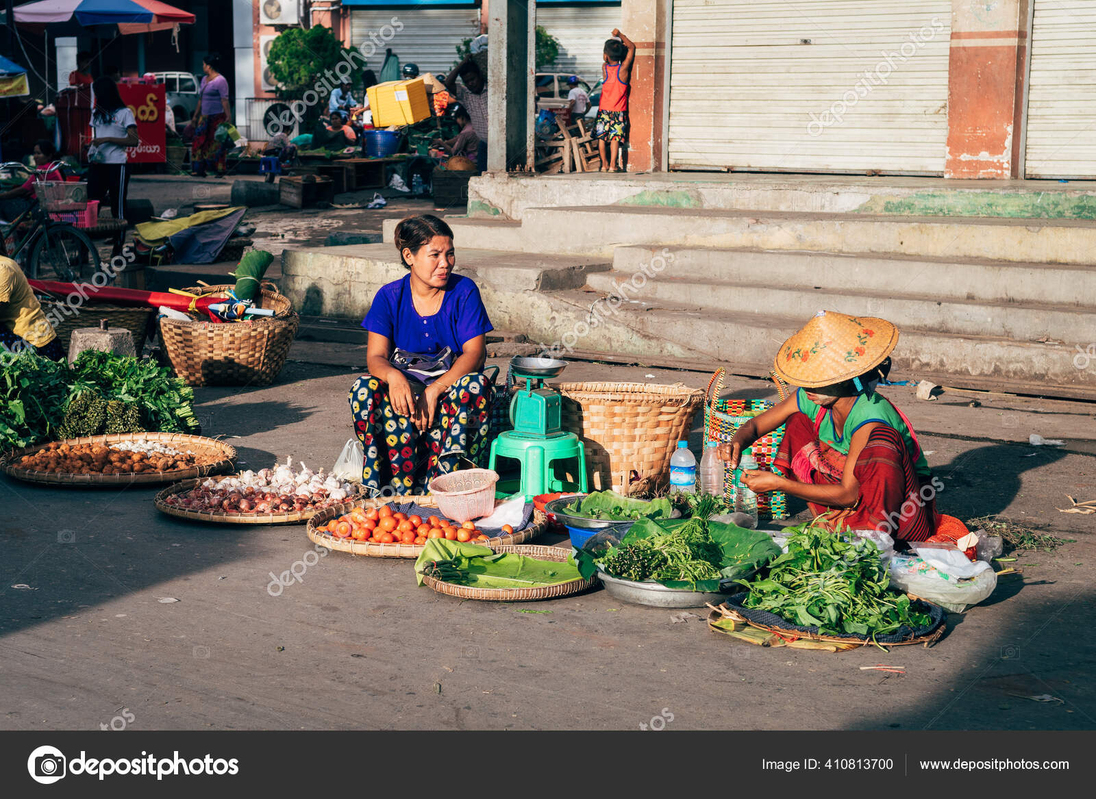 Yangon Myanmar August 2019 Burmese Vendor Portrait Market – Stock ...