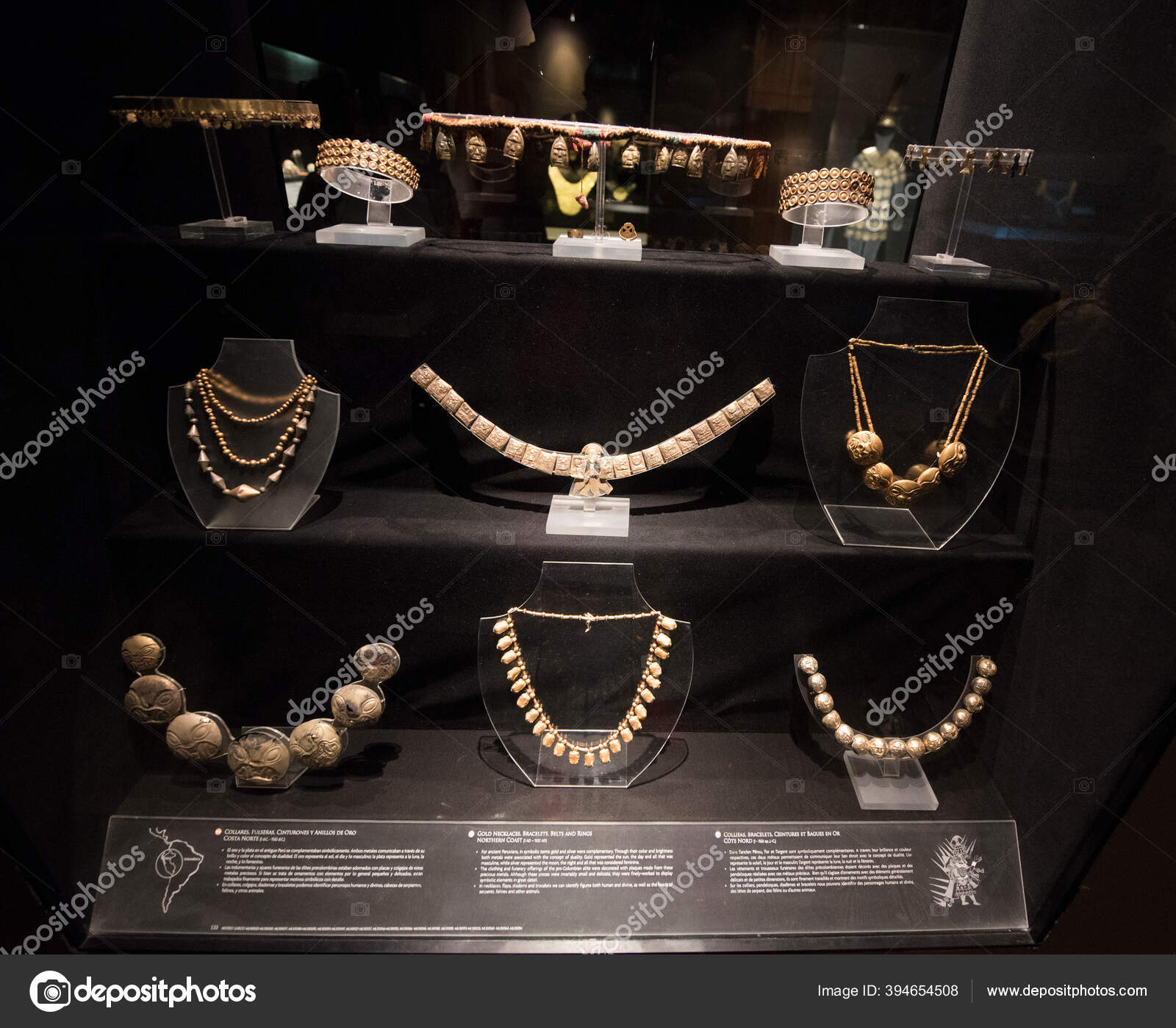 Peruvian Jewelry Ornaments Cult Objects Weapons Pre Columbian Era Pre ...