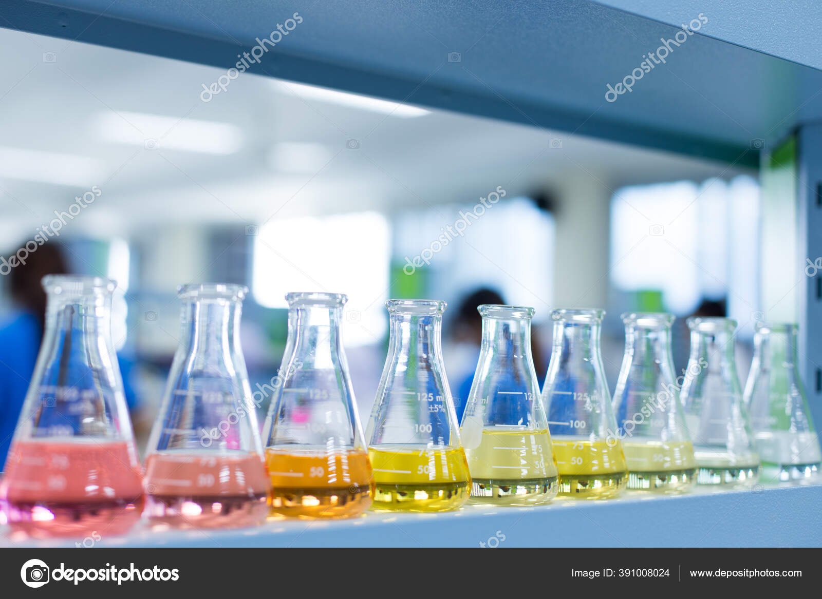 Titration Technique Laboratory — Stock Photo © p.thongdumhyu #391008024