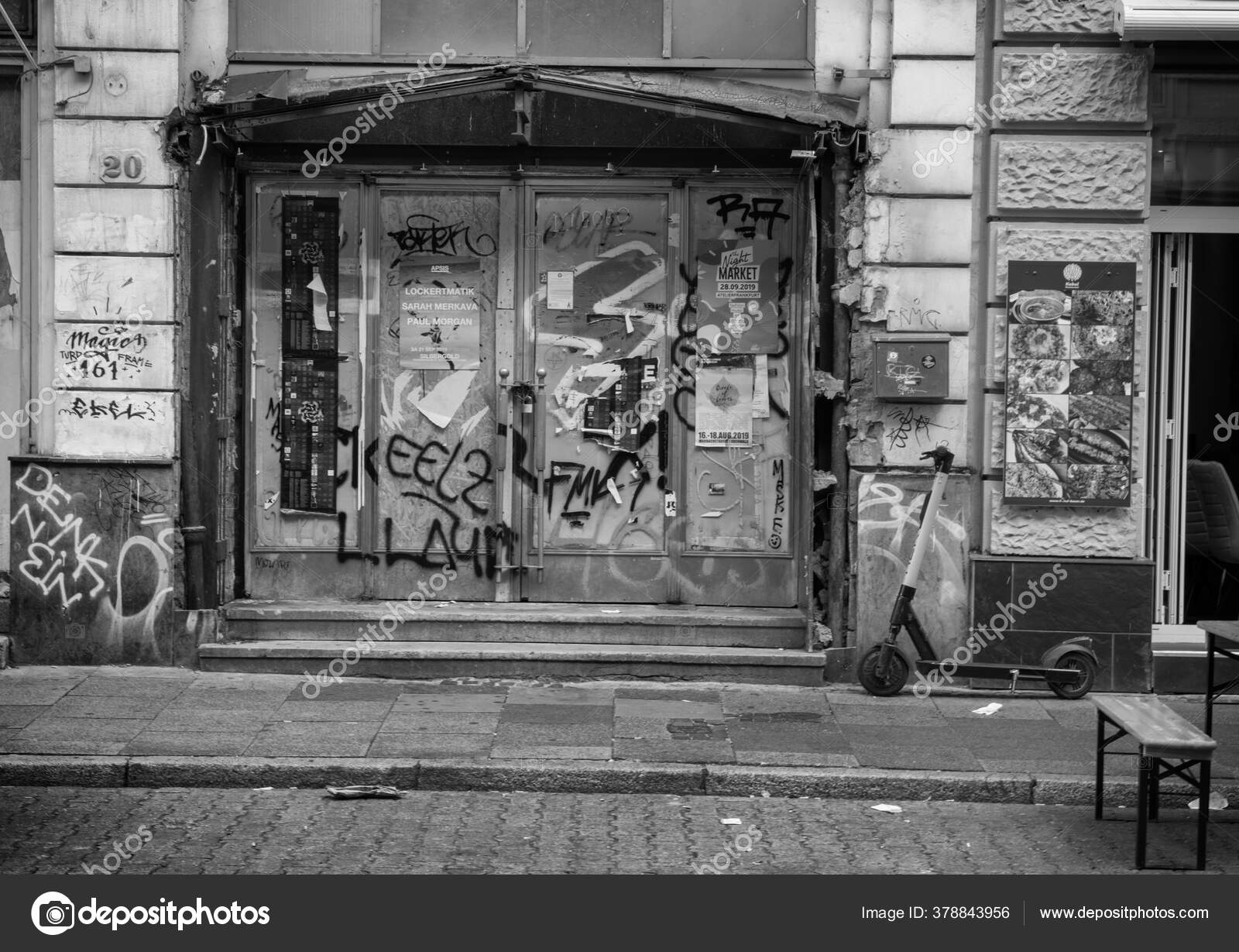 Monochrome Image Unkempt Door Empty Building Frankfurt Germany – Stock ...
