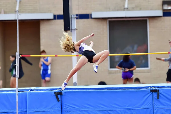 Fotos de Sexy high jump, Imagens de Sexy high jump sem royalties ...