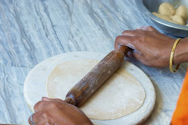 Indian woman baking Stock Photos, Royalty Free Indian woman baking ...