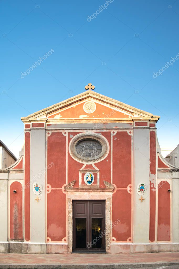La Basílica de Sant 'Antioco Mártir es una iglesia bizantina situada en ...