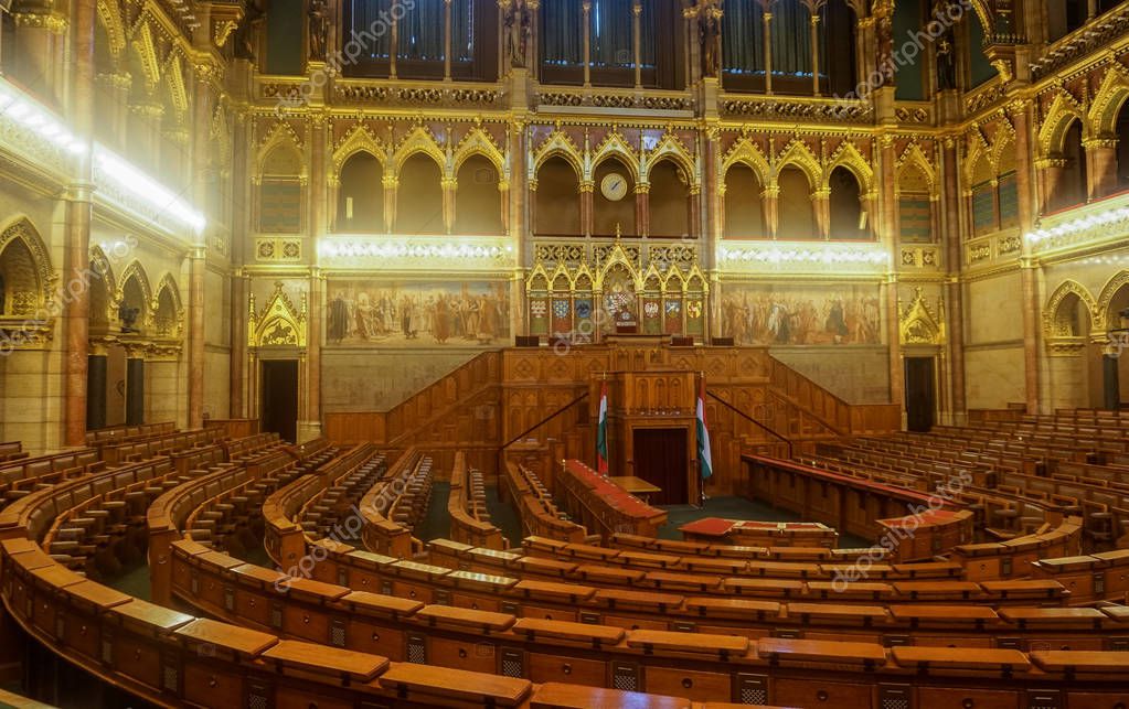Budapest / Hungría - 29 de agosto de 2019: histórica sala de ...