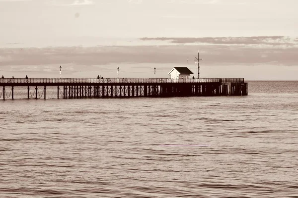 Jetée britannia images libres de droit, photos de Jetée britannia ...