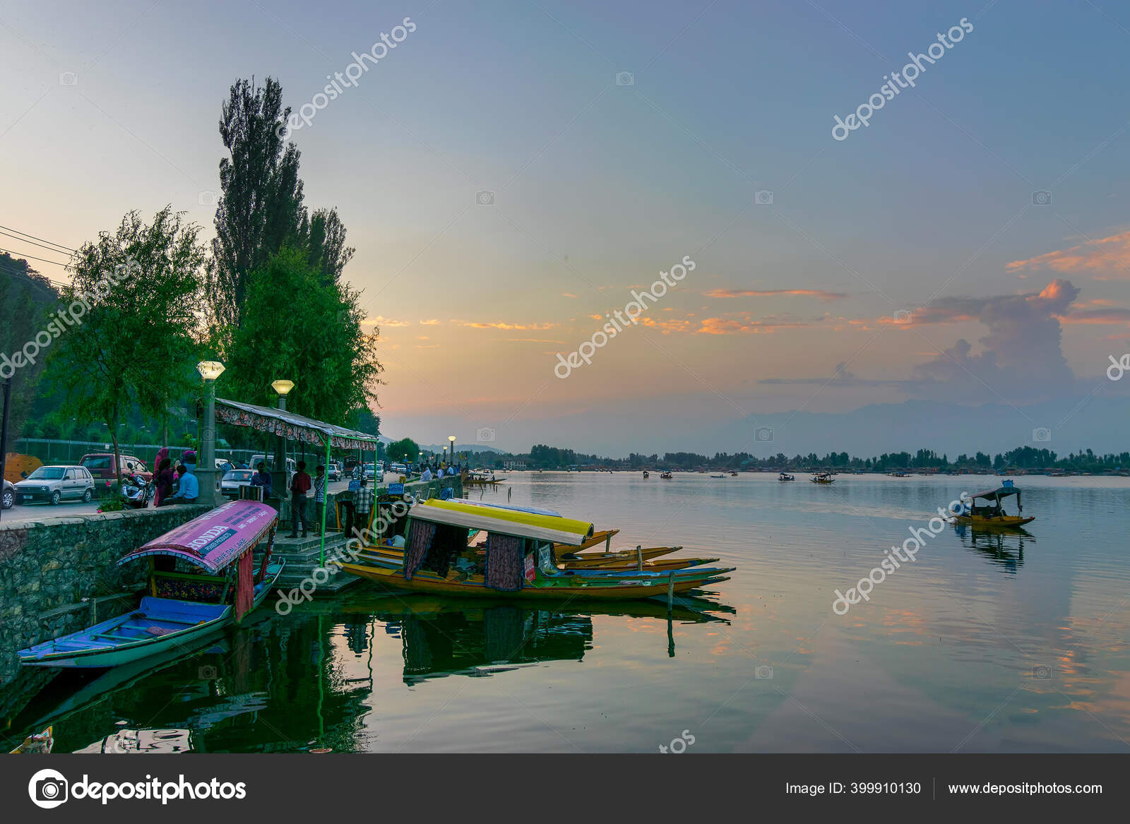 Shree Nagar Jammu Kashmir India 31St August 2014 Beautiful Dal – Stock ...