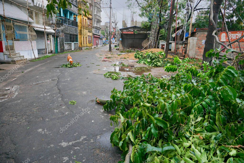 Howrah, Bengala Occidental, India - 21 de mayo de 2020: Super ciclón ...