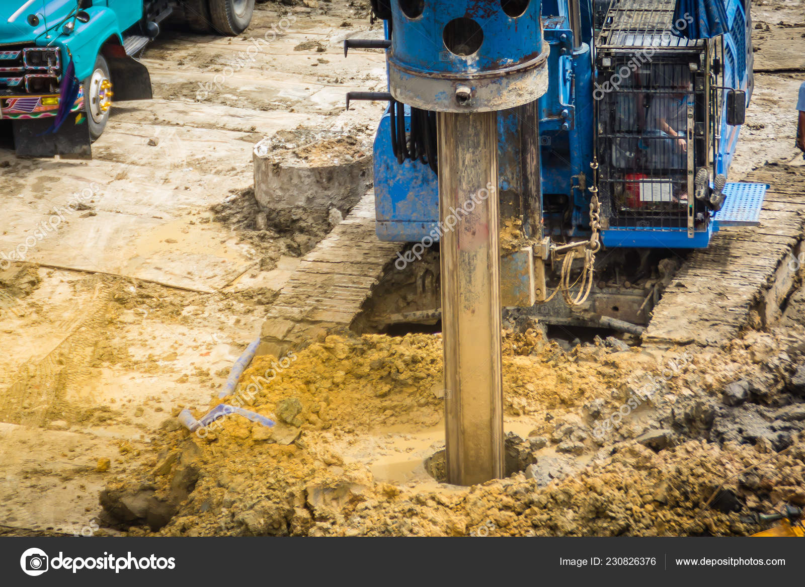 Hydraulic Drilling Machine Boring Holes Construction Site Bored Piles ...